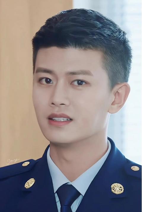Ren Jialun got married at an early age, but the future is still ...