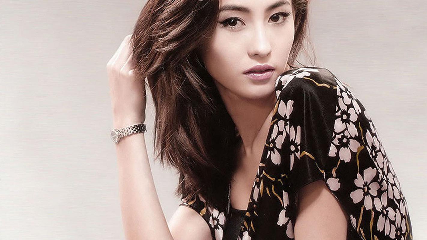 Chen Guanxi and Chen Xiaochun ran into each other on the street, and ...