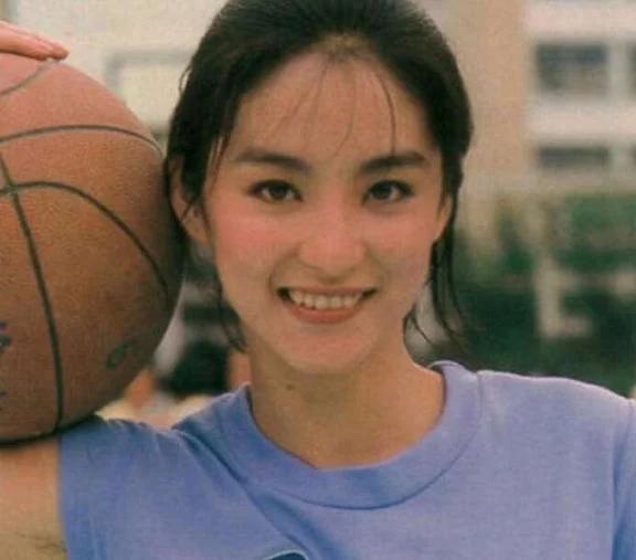 Brigitte Lin is outstanding, but her three daughters are mediocre ...