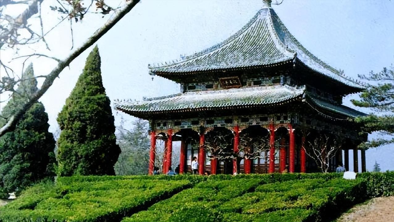 Du Fu's No. 1 "Festival in the Year of Li Gui in Jiangnan" - iNEWS