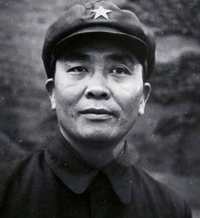 Tan Zheng found that Liu Yalou's name was written in front of him, and ...