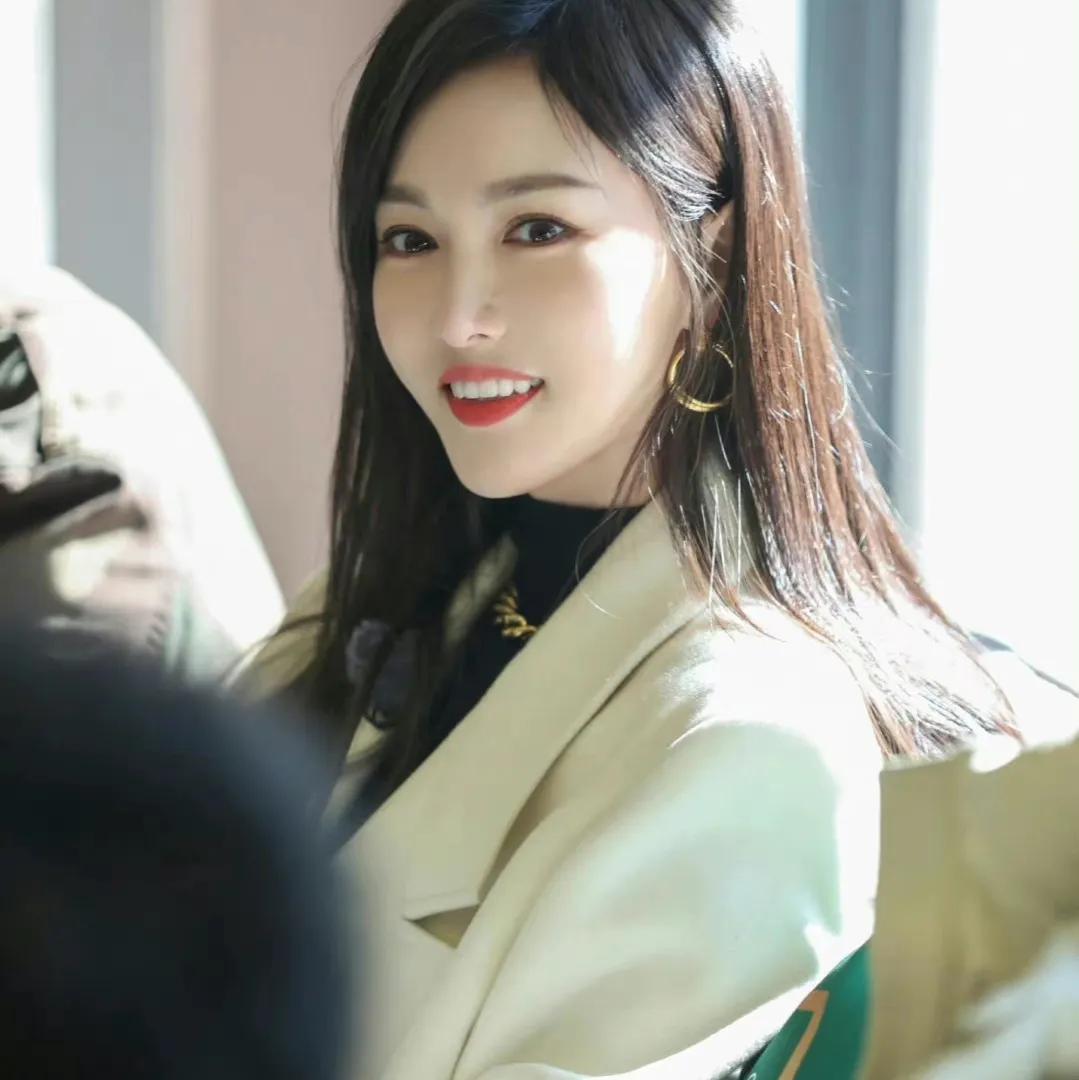 After watching Tang Yan in [Our Inn], I realized why Luo Jin loves her so much - iNEWS