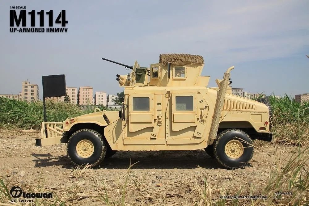 The famous American M1114 "Hummer" armored vehicle in the Gulf - iNEWS