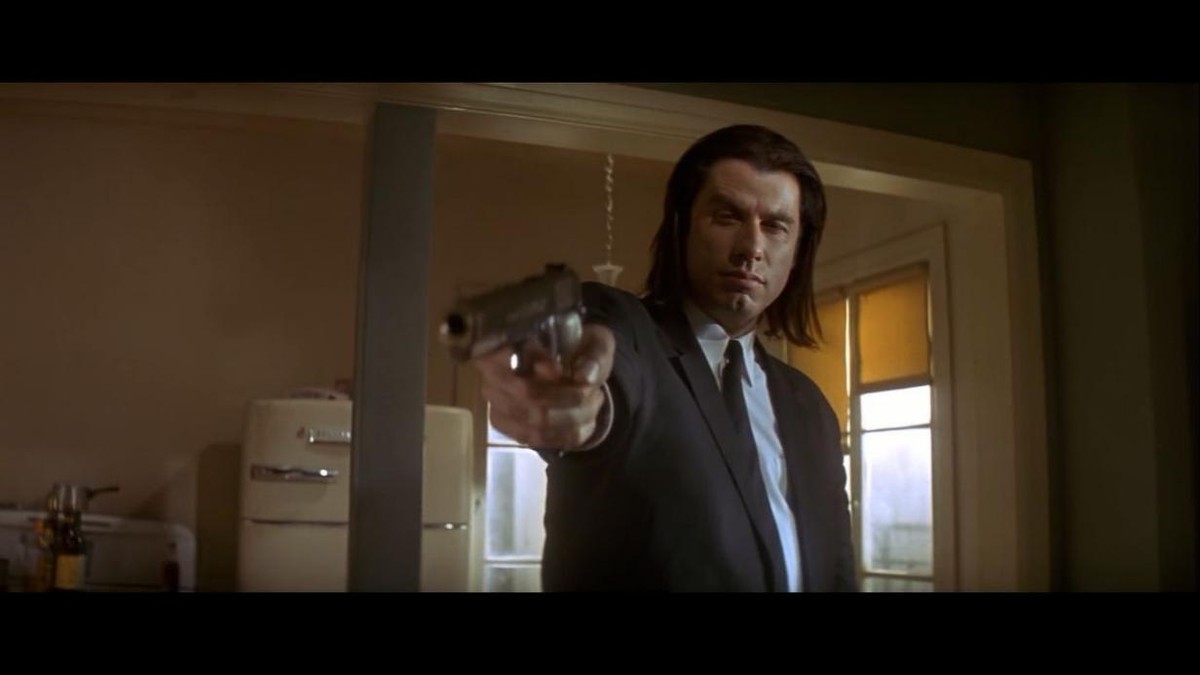 In the movie "Pulp Fiction", how does the handling of the camera ...