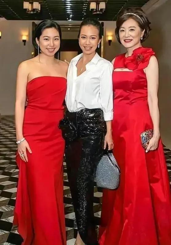 It was revealed that Brigitte Lin would not divorce because she was ...