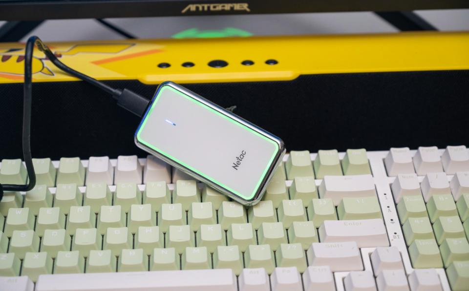 Netac ZX20 mobile solid-state drive experience: small and light ...