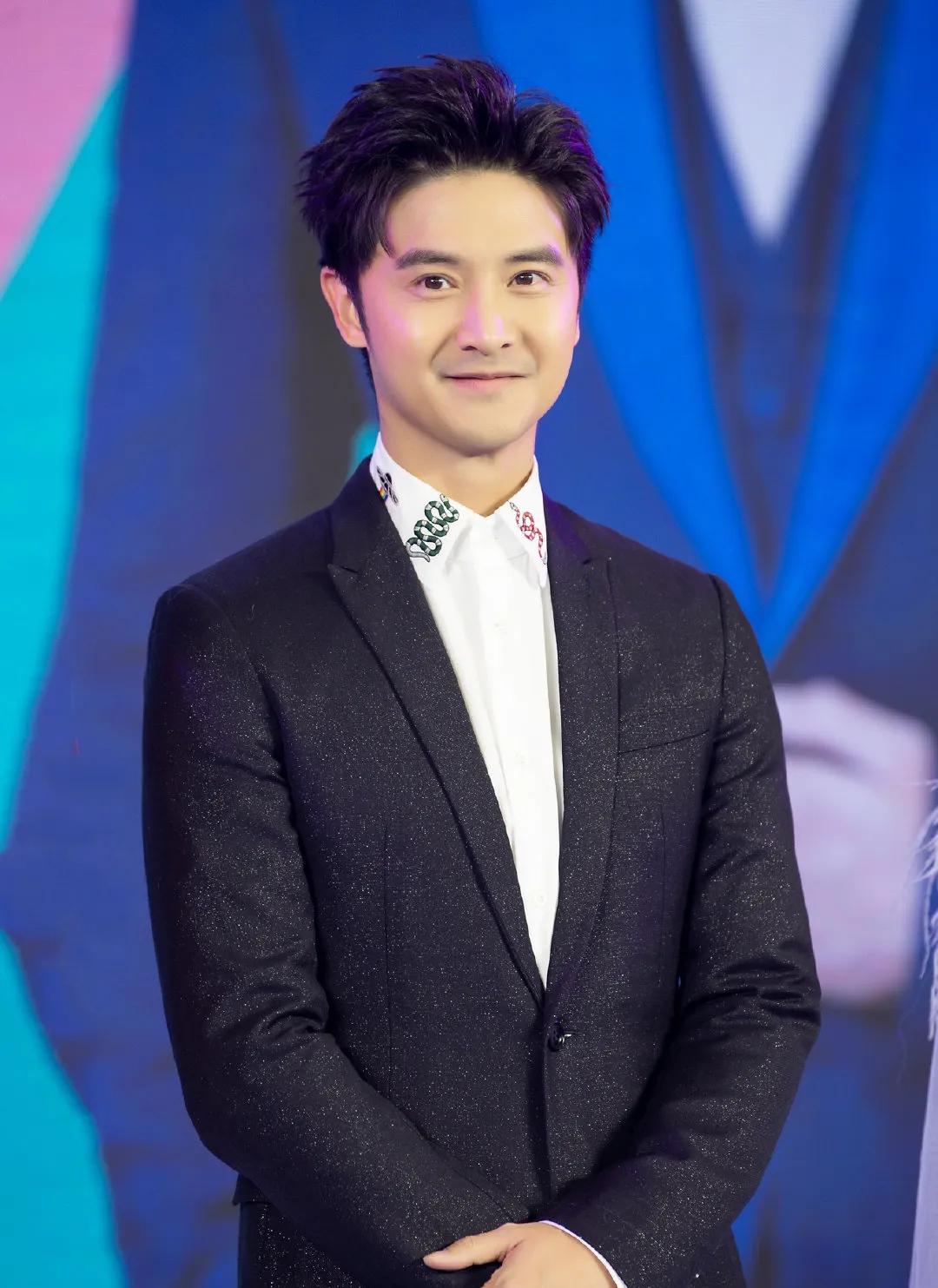 Tian Liang: I asked my wife for it when I was diving. I have held both ...