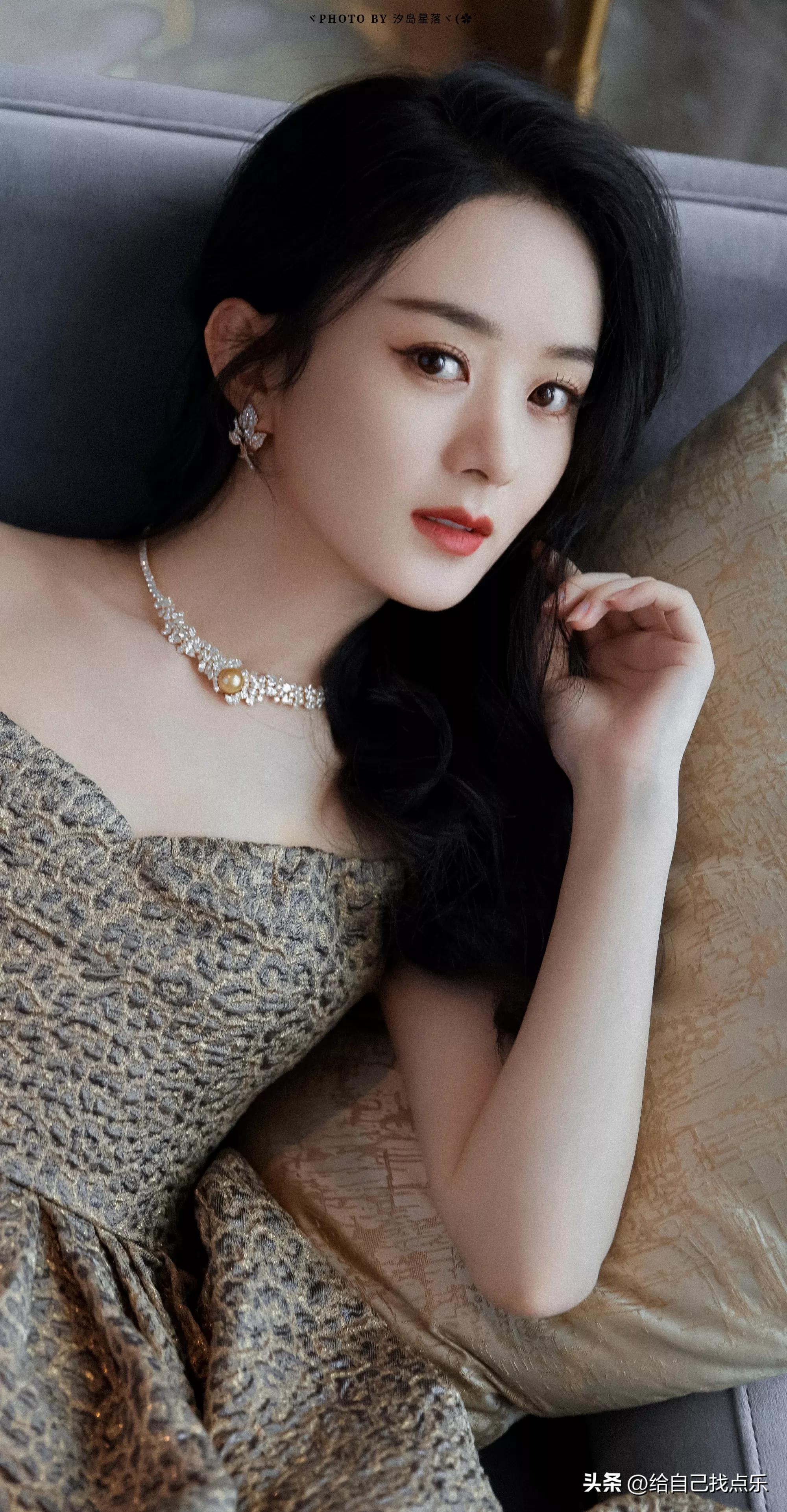 Looking forward to a more dazzling "little bone" Zhao Liying - iNEWS