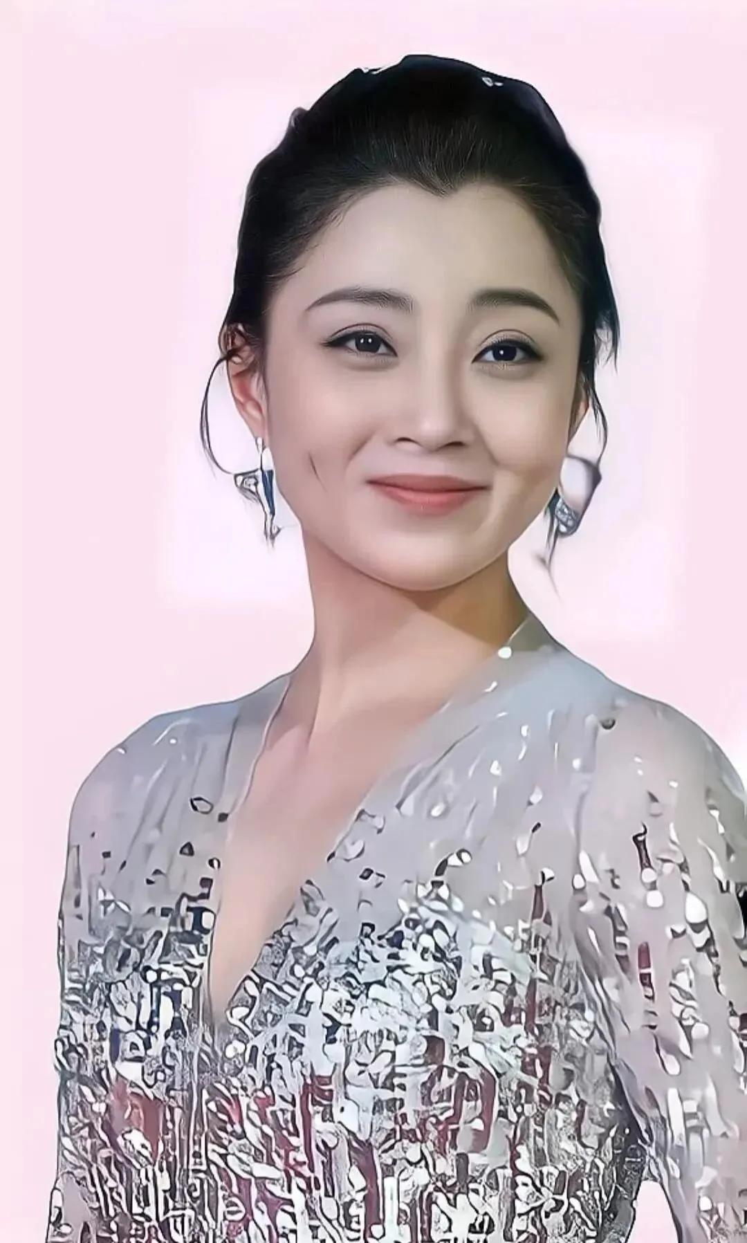 5 relationships and 1 marriage, now 43-year-old Yin Tao lives as happy ...