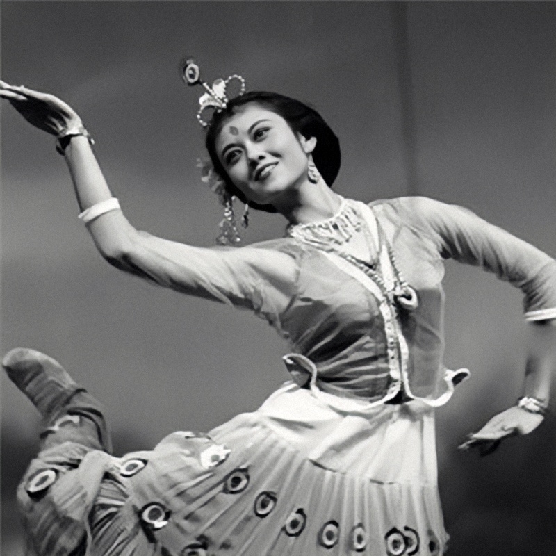 Unable to sting her with a man, she used her child to evaluate her life ...