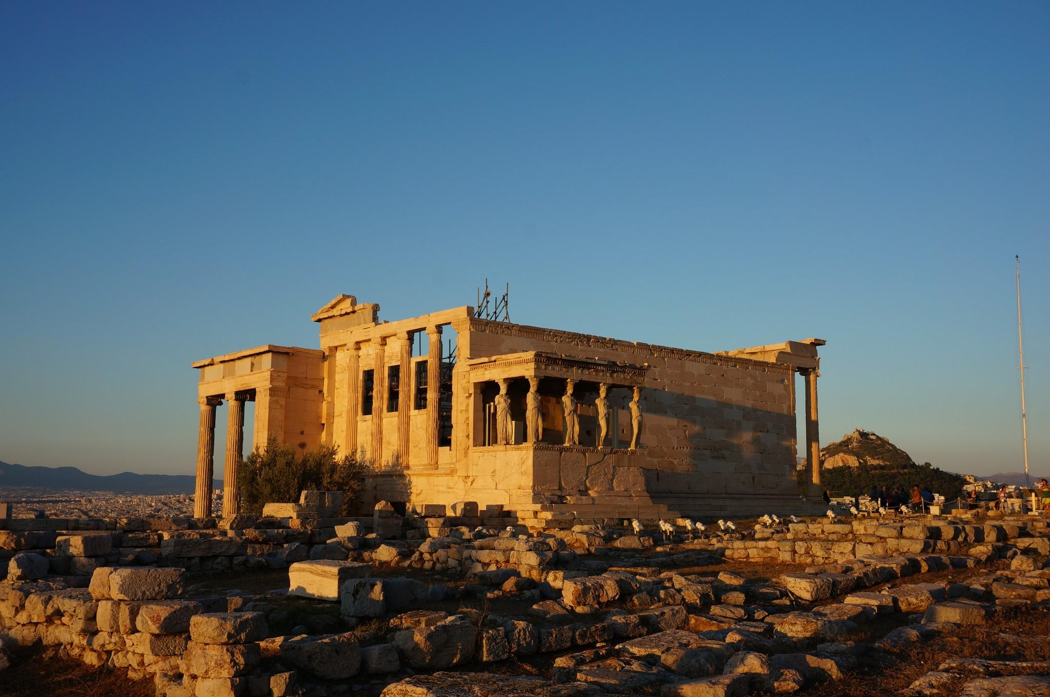 The influence of the politics and culture of the ancient Greek city ...