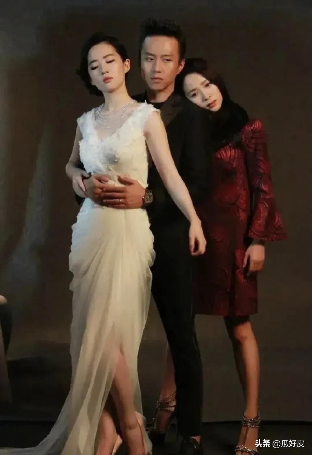 Brother Chao, this is henpecked eyes, the photo is just like a statue ...