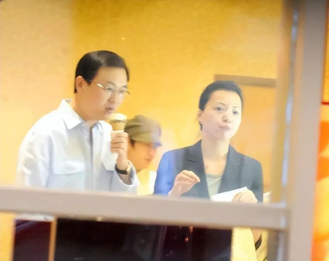 Dong Qing goes out without makeup and is unkempt, her appearance has ...