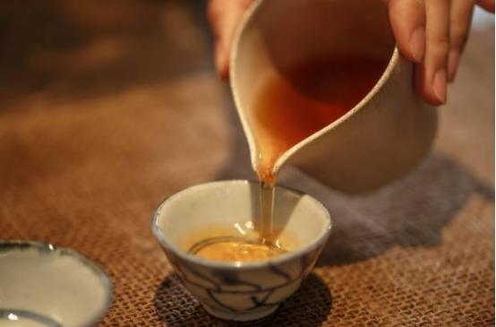 The fake tea is too tricky, these fake tea merchants never drink it ...