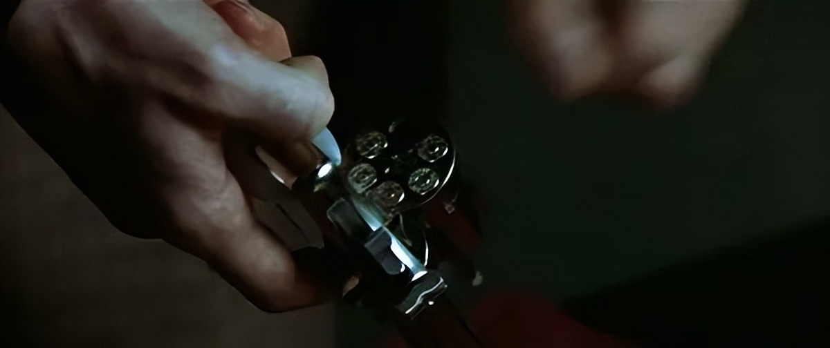 In addition to "Homecoming", 10,000 ways to play Russian roulette - iNEWS