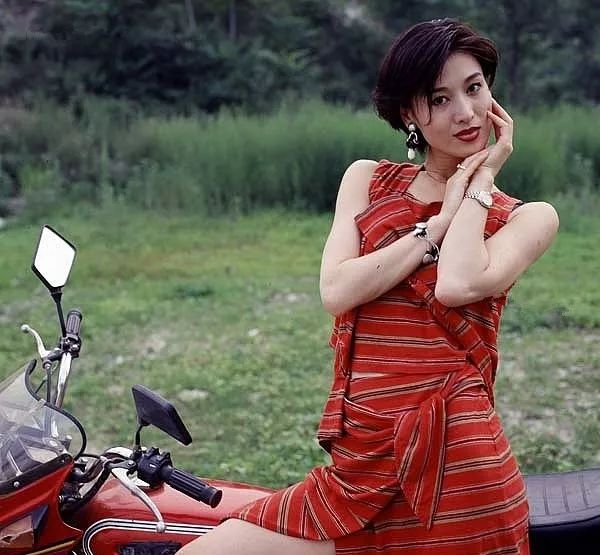 Old photos: Chinese women in the 90s - iNEWS