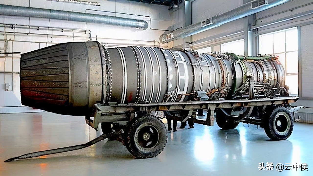 The first Tu-160M test flight was successful, who should be nervous ...