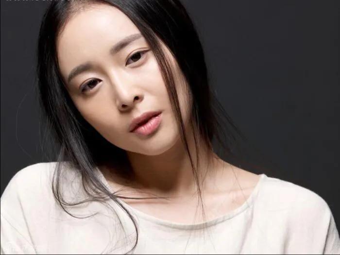 The Knockout: It's hot, and Chen Shuting is also hot. I was fascinated ...