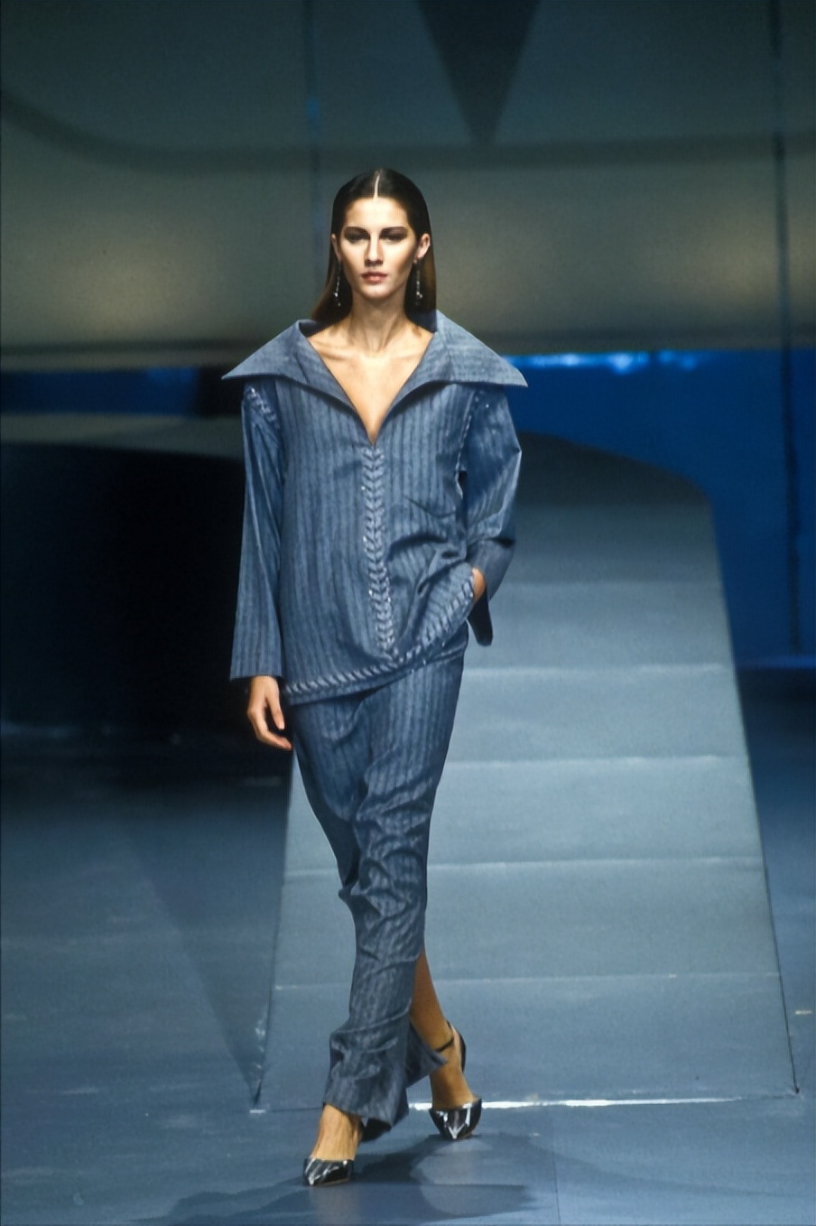 1 step 45w US dollars the world's most expensive supermodel Gisele's ...