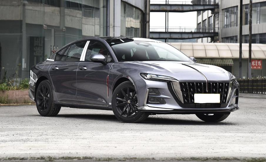 It was listed as "fascinating", with a length of 4990mm, 252 horsepower + 8AT, and even the ...