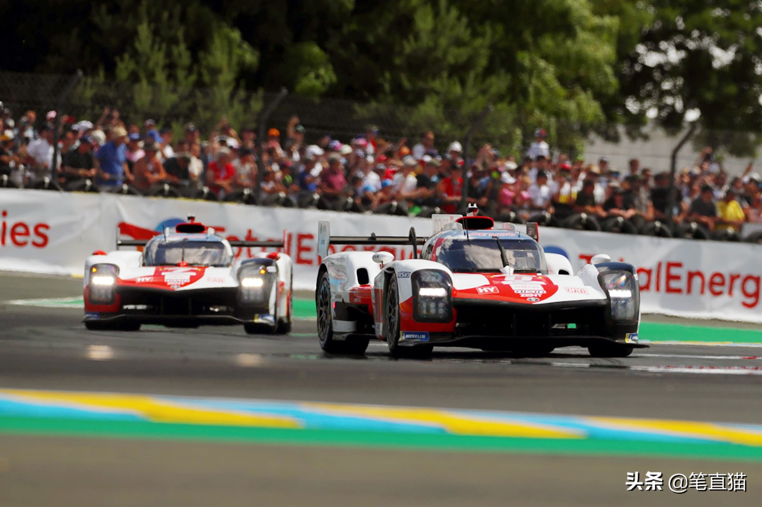 The marathon "Le Mans" 24-hour endurance race in the automotive ...