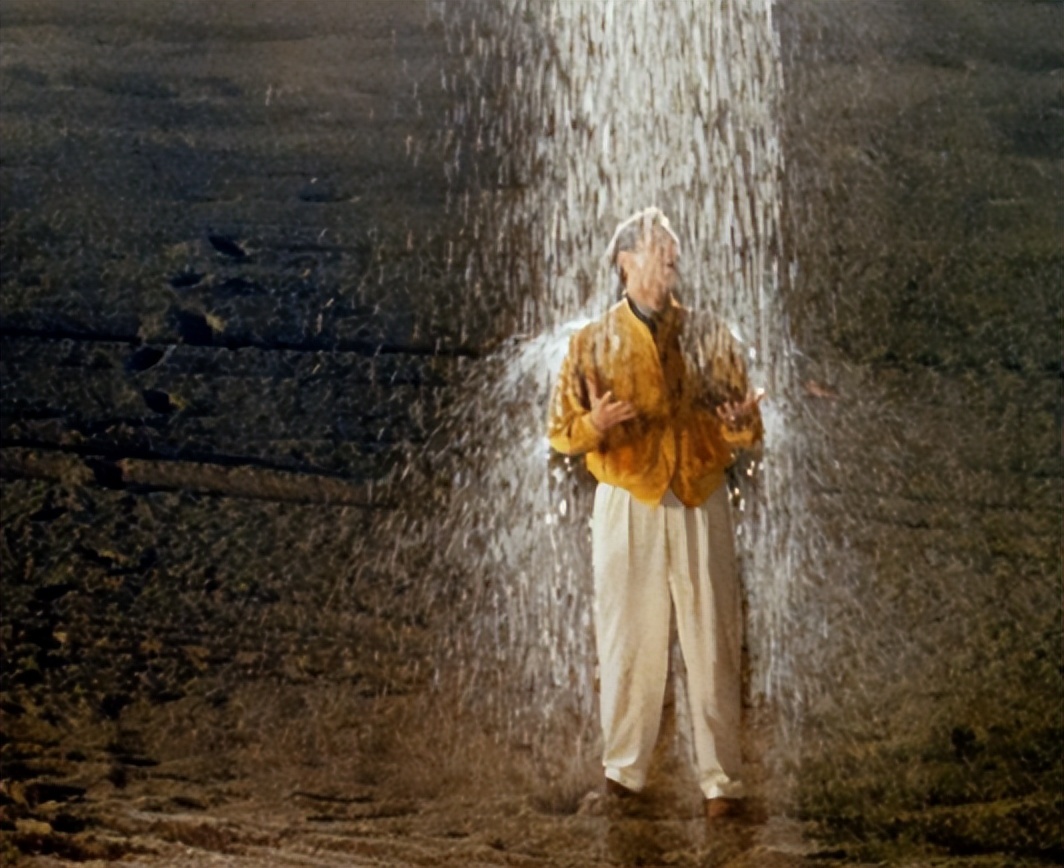 The Boundary of Reality and Illusion: A Discussion on Jim Carrey's ...