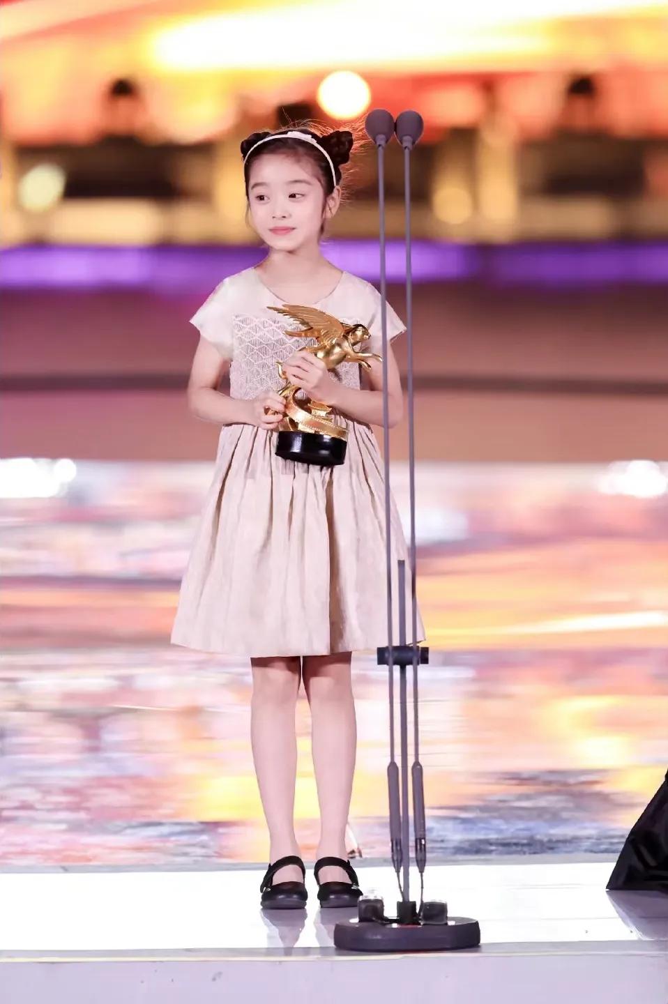 Gu Ran is actually the little Gu Tingye in Zhiwu, and these little ...