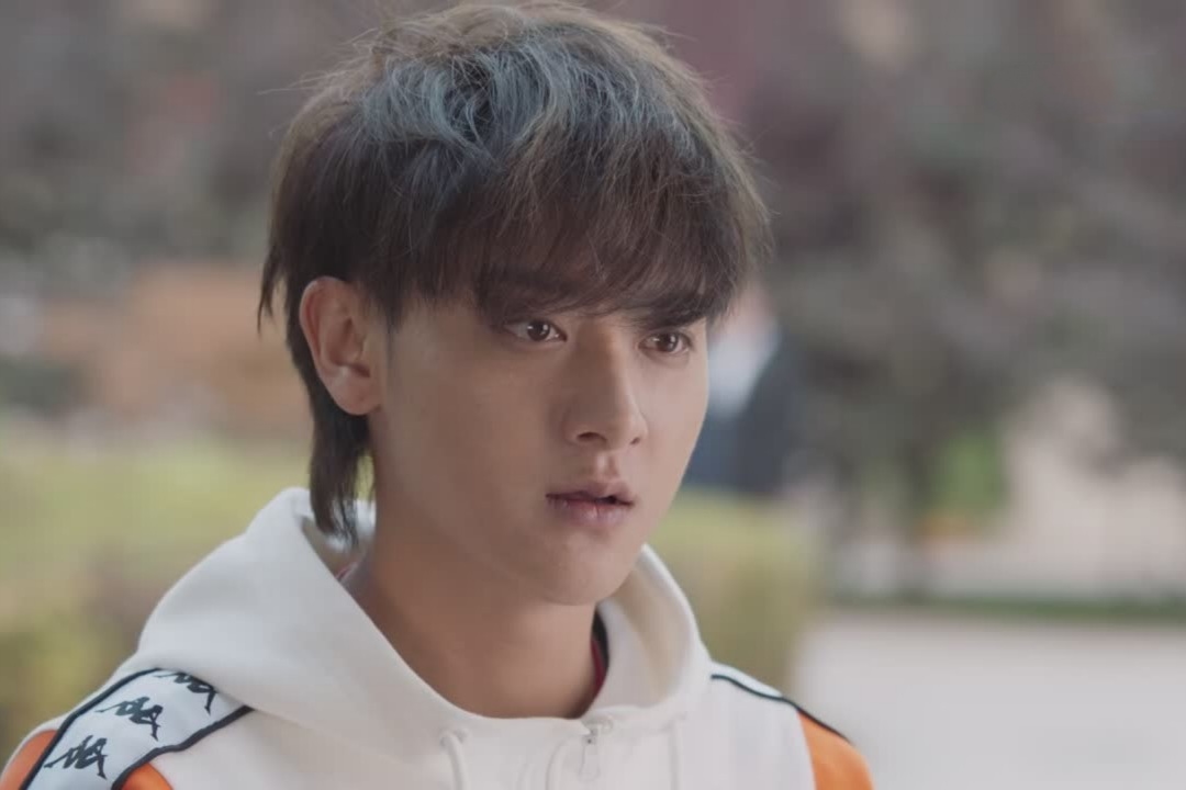 "The Warm Sun in Spring" ruined children's paintings, insulted Song Yang, and took revenge on ...