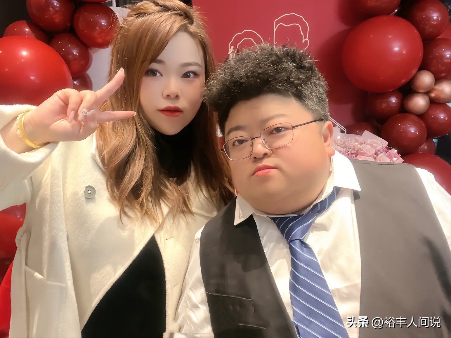 The 35-year-old Internet celebrity "Feng Chu A'Dai" was successfully ...