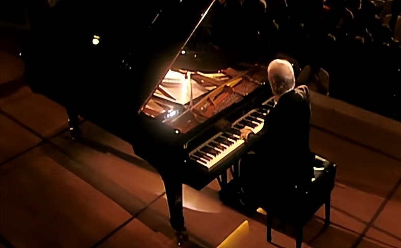 Performance analysis of the first and third movements of Beethoven's ...