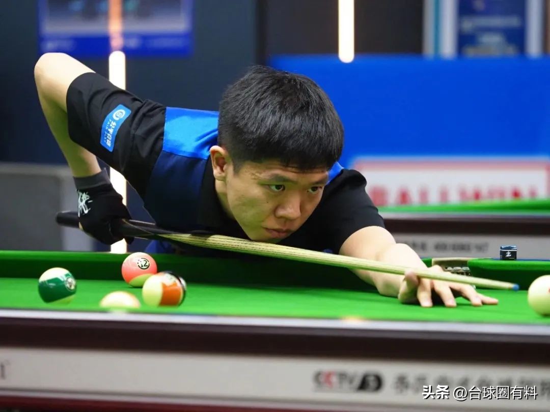 After saving 4 match points in a row to reverse Tang Chunxiao, Shen ...