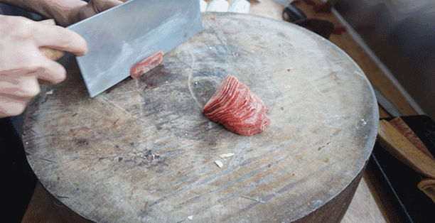 Shandong cuisine classic steamed pork with lotus leaf powder - iNEWS