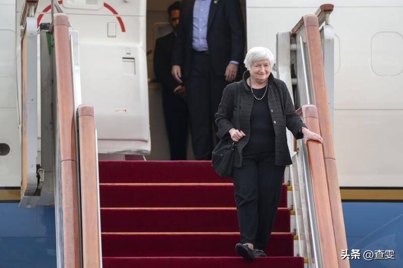 For the second time in January, Wang Yi met with Blinken, using three ...