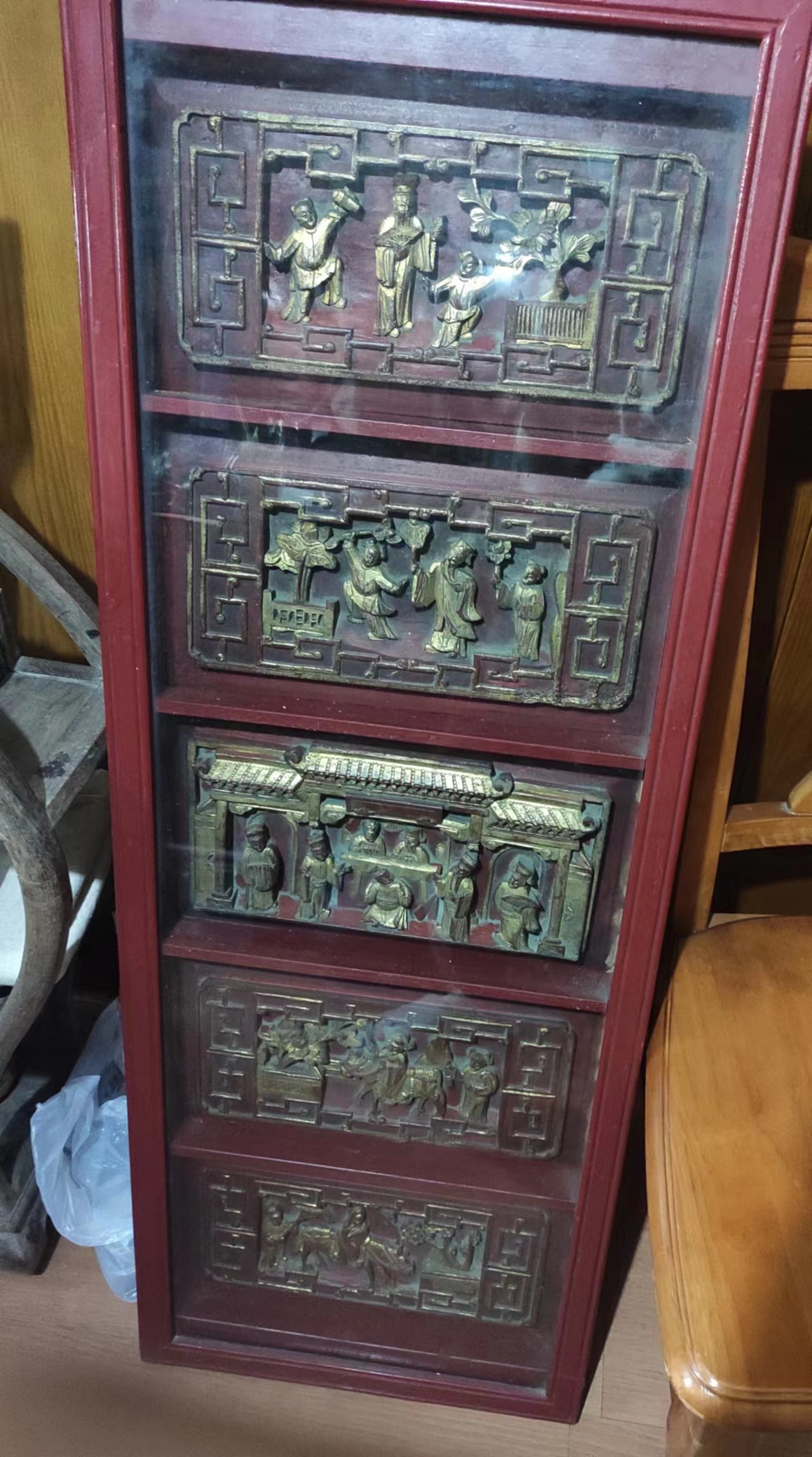 Identification of high-relief golden lacquer opera figure panels - iMedia