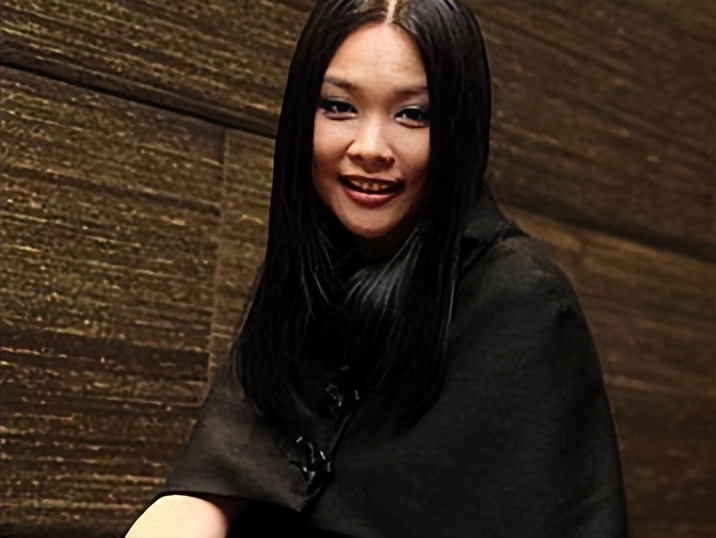 Xu Meijing: As Faye Wong, was driven crazy by 2 boyfriends, and her property was taken away by ...