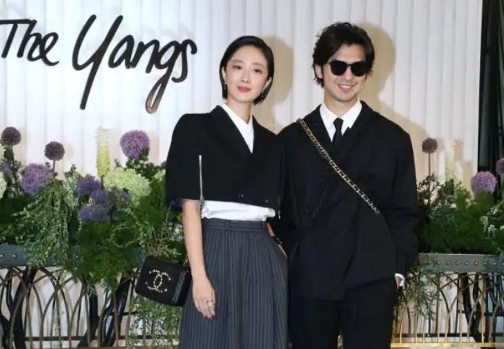 Yang Youning's wedding banquet Ruby Lin attended, the black dress is so ...