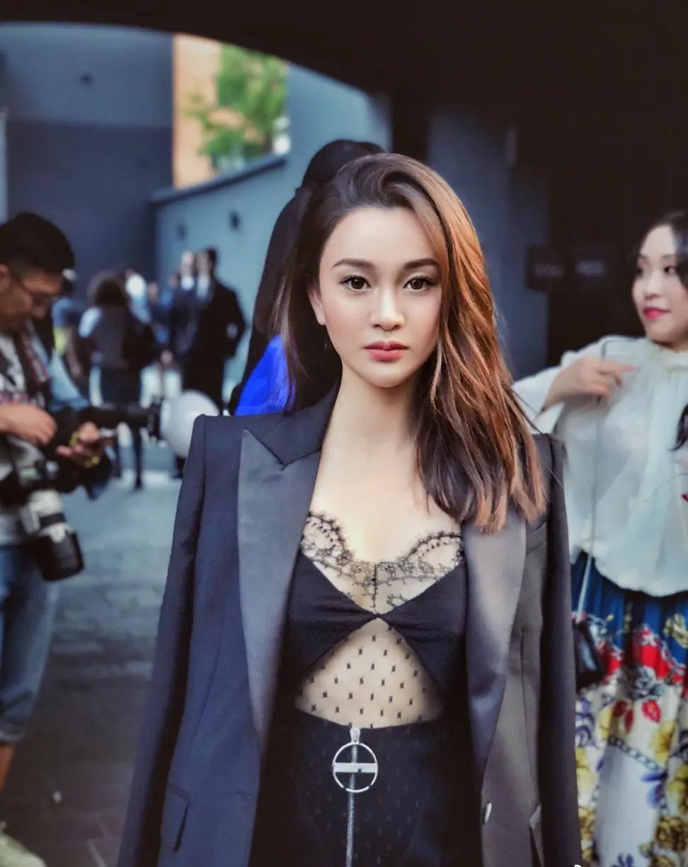 Mingyang Entertainment—Beauty Star-Chen Yulin - iNEWS