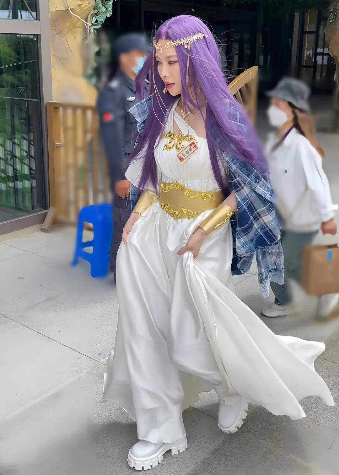 Celebrity cosplay is here again, Slam Dunk Harry Potter Chinatown ...