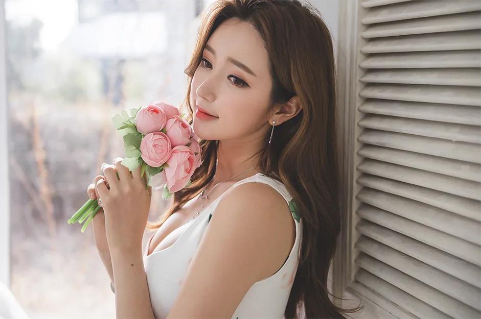 Li Yanjing Beautiful Picture Series (24) - iNEWS