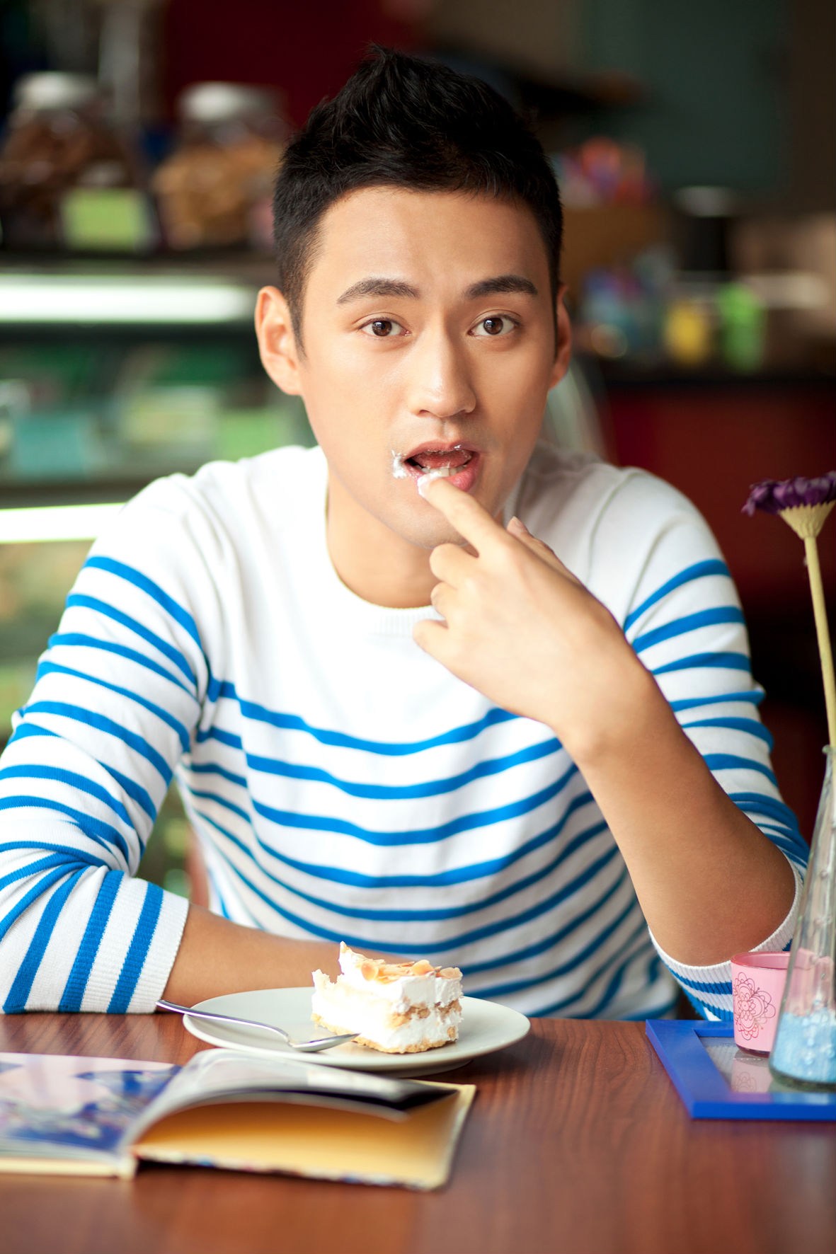 Actor Yuan Hong: The most correct decision in my life is to marry my good brother's ex-wife ...