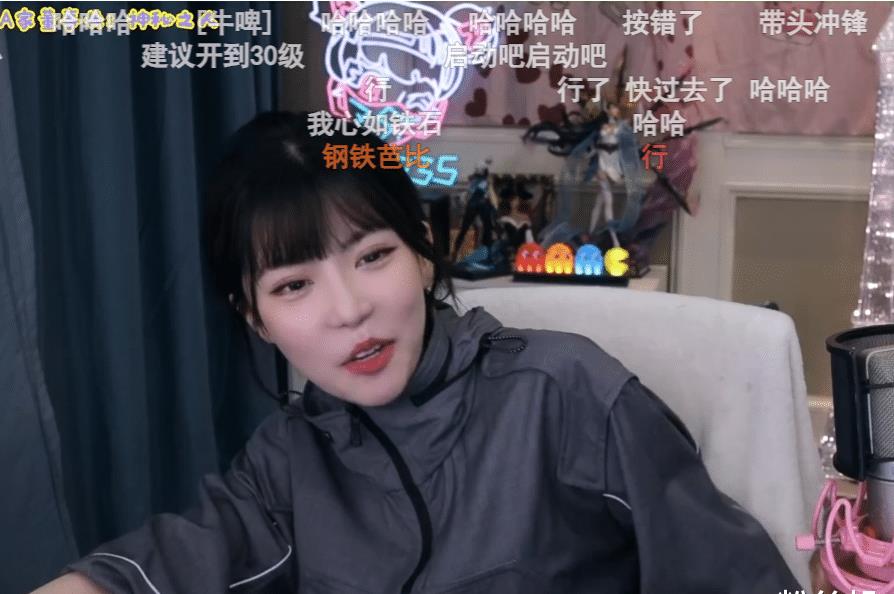 Zhou Shuyi makes a stunning appearance! Red Book Exclusive Photo ...