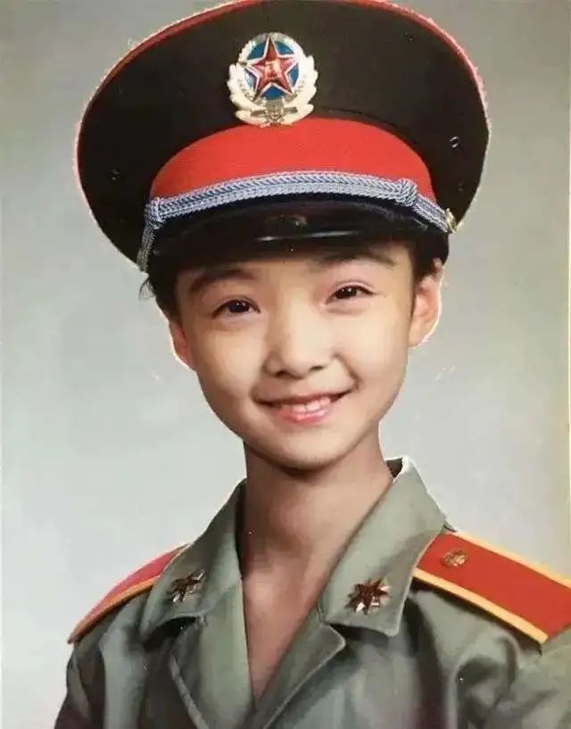 Qi Xi, an actress whose "face" is not seen - iMedia