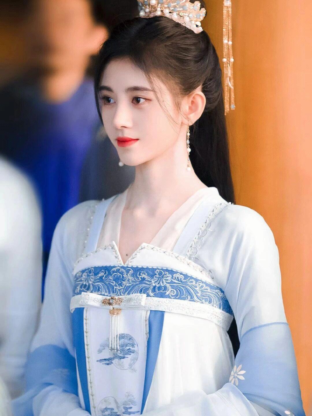 Ju Jingyi and Yang Chaoyue, two female idol actors, have completely ...