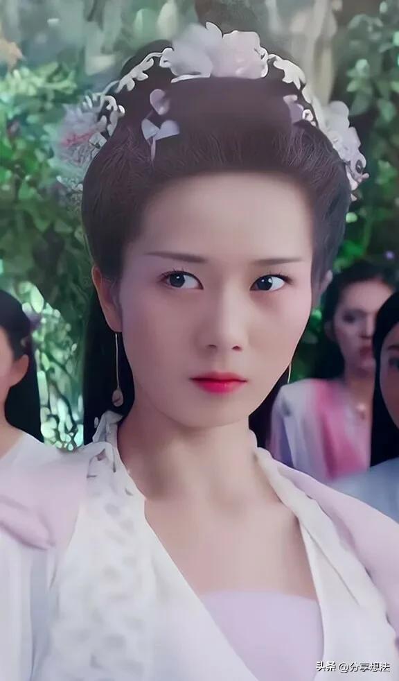 Peng Yang's ancient costume wallpaper - iNEWS
