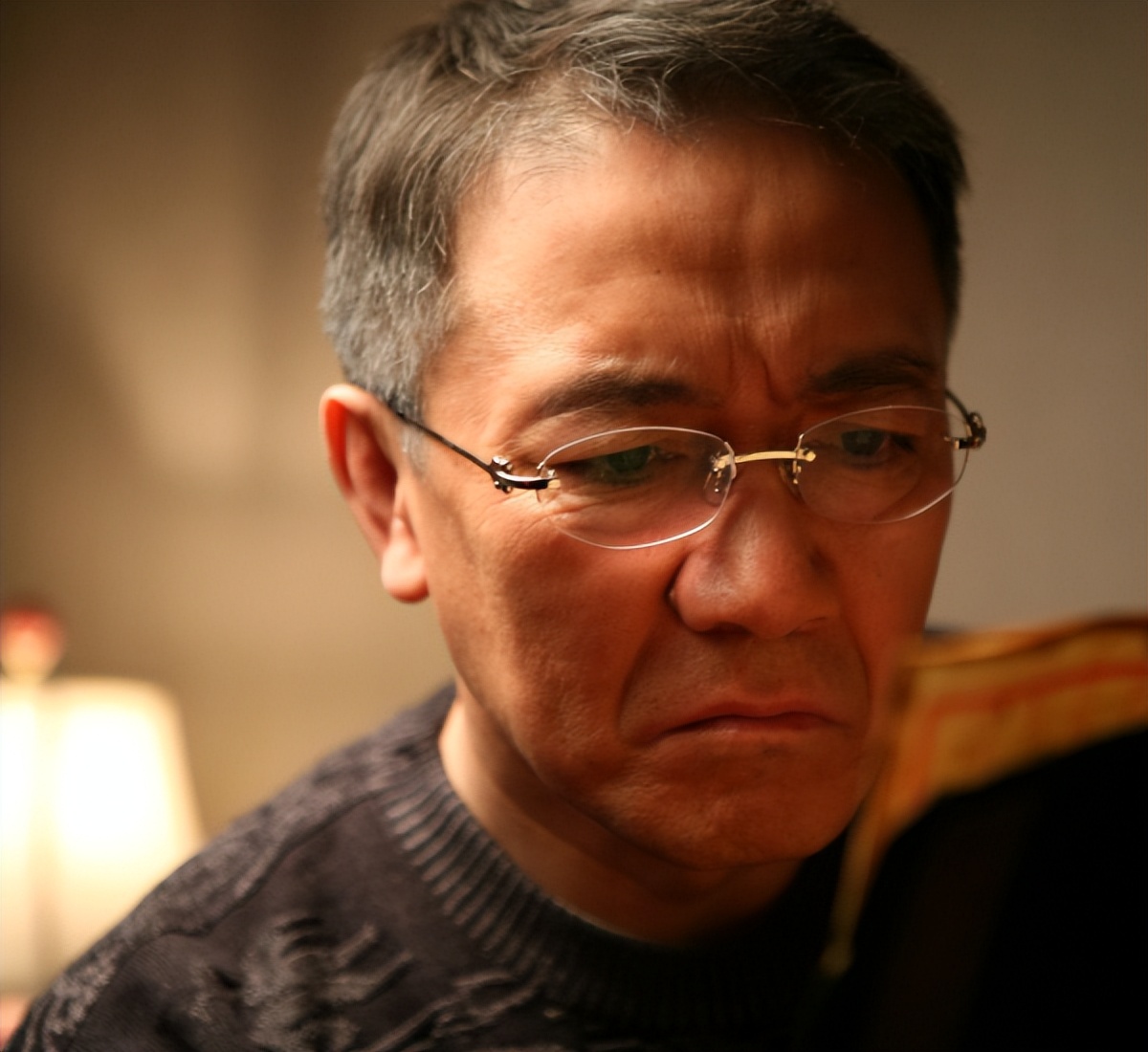 Li Youbin became famous in his last years, and then divorced his first ...