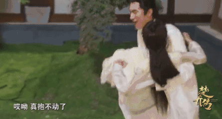 Lin Gengxin couldn't hold Zhao Liying 70 pounds, Gao Weiguang thought ...