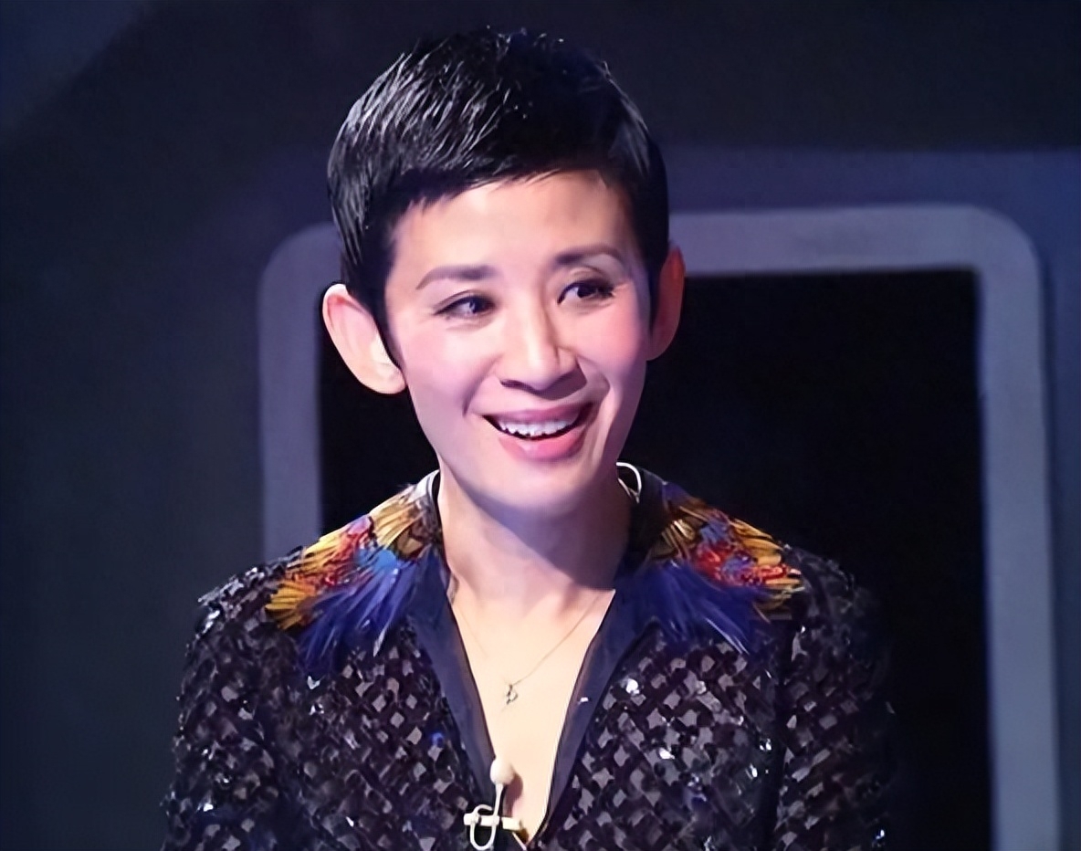 In 2003, when Anita Mui was dying, she repeatedly told her bodyguards ...