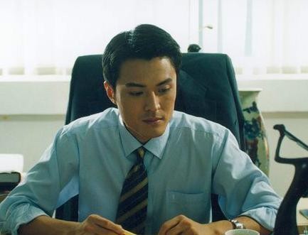 After he broke up with Gao Yuanyuan, he didn't have any romance or scandals, and claimed that he ...