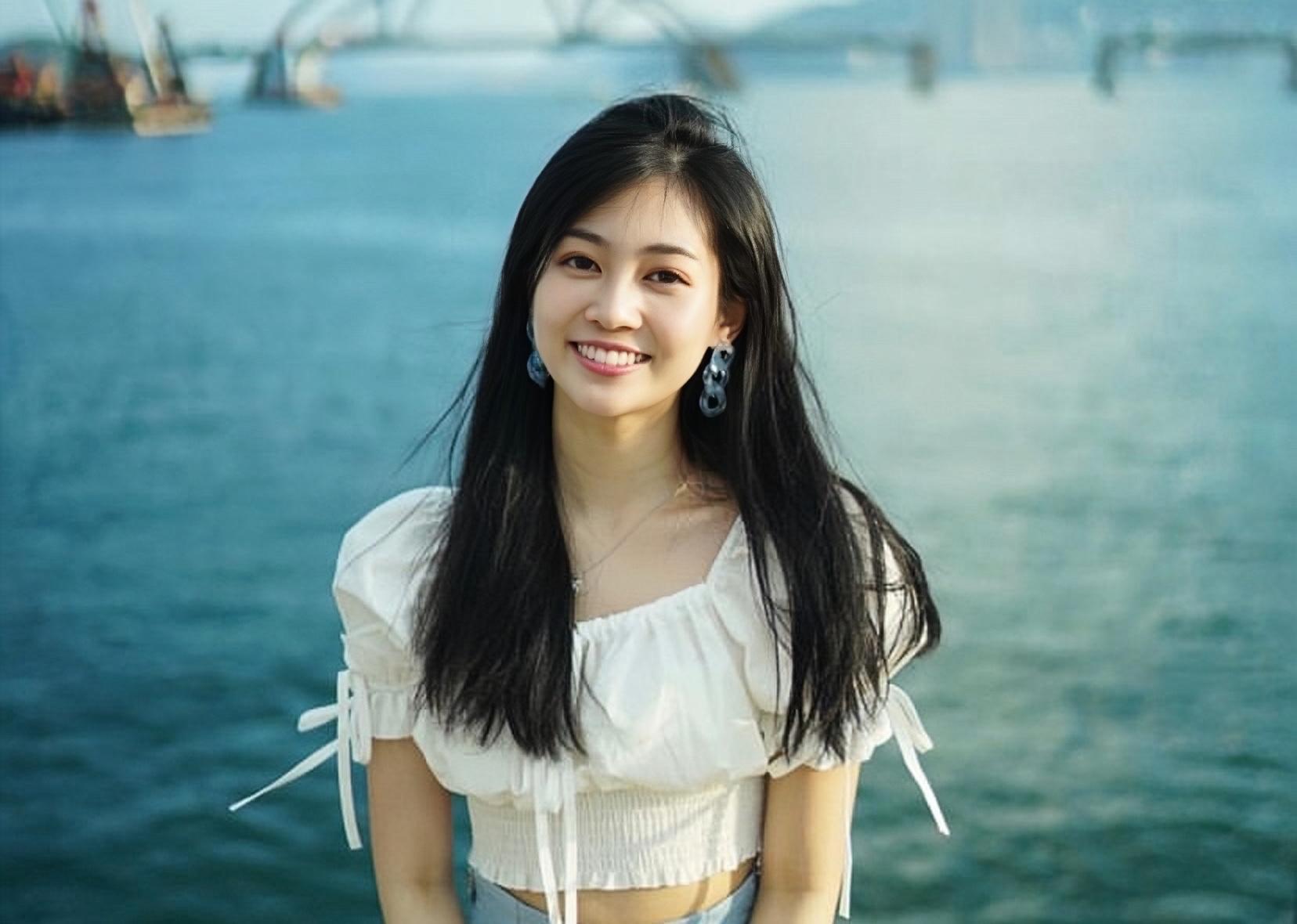 TVB Hong Kong sister Xiaohua has been in the industry for two years and ...