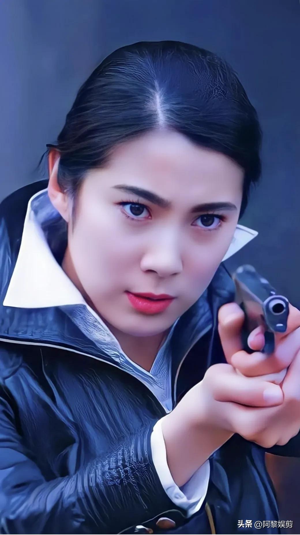 The goddess of the army Wang Ke is so beautiful - iNEWS